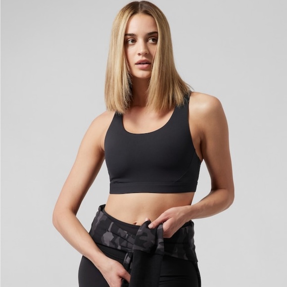 Athleta | Intimates & Sleepwear | Athleta Ddd Ultimate Bra In ...